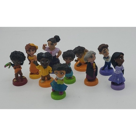 Disney | Toys | Disneys Encanto Movie Exclusive Mi Familia Character ...